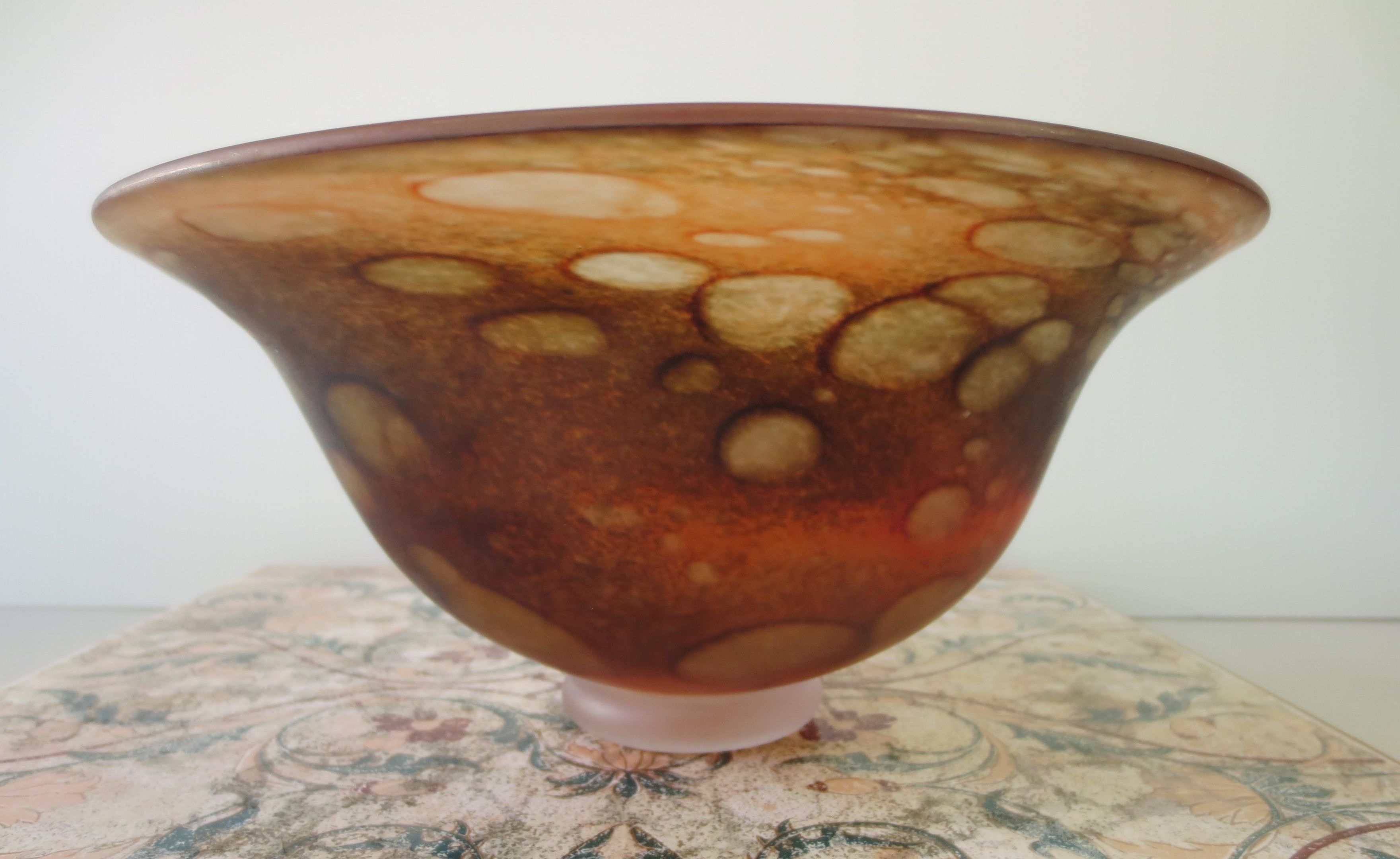Amanda Angus Glass Bowl | Collectors Weekly