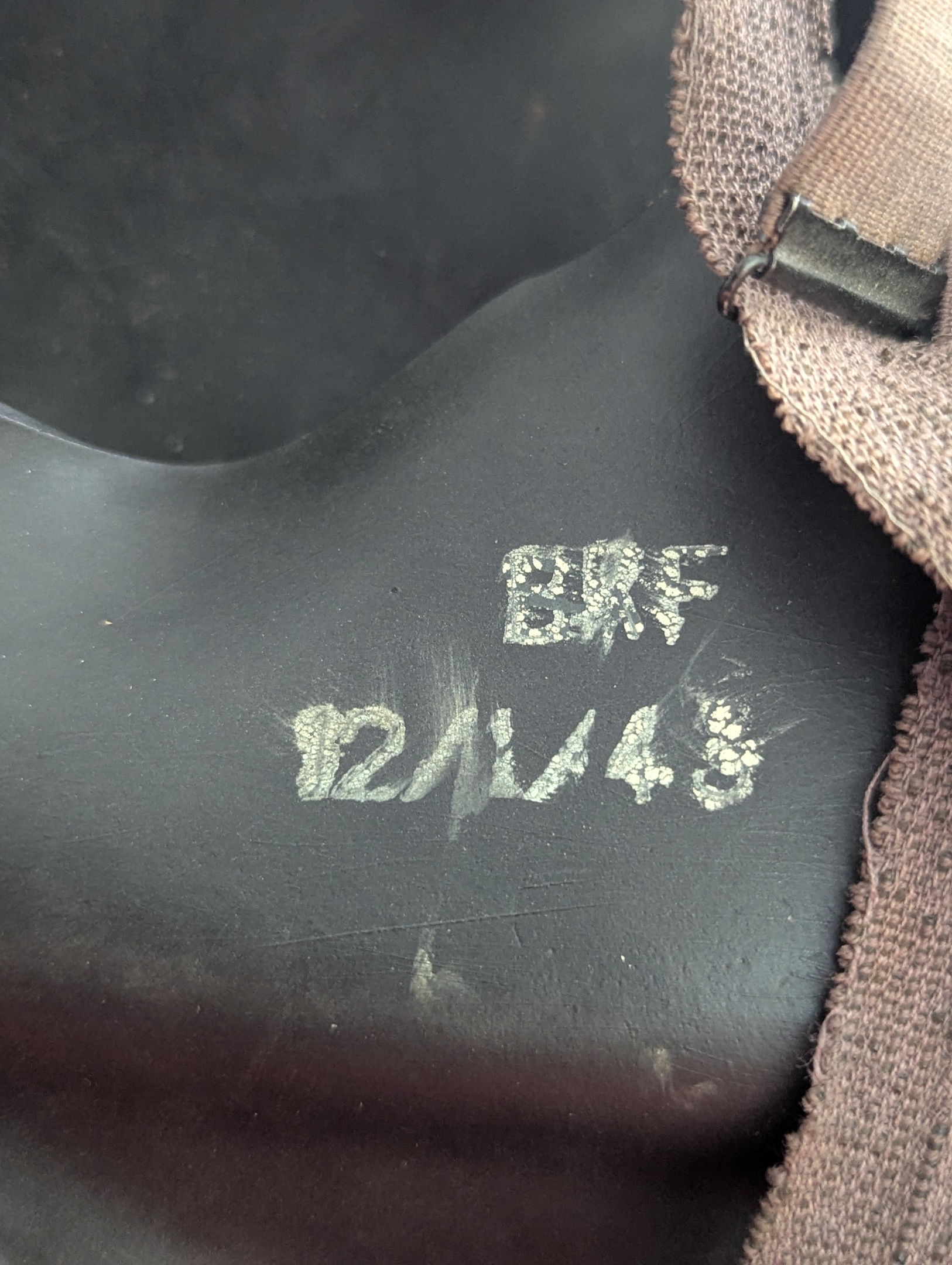 Believed to be world war II gas mask | Collectors Weekly