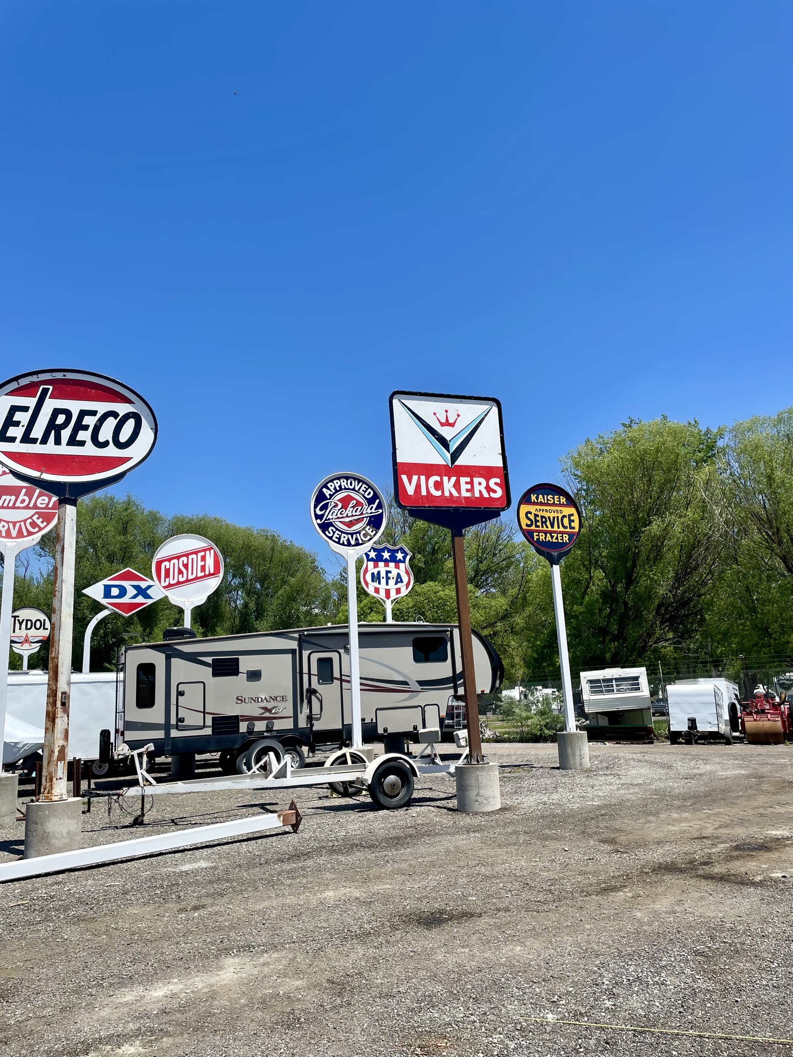 Vickers Gasoline | Collectors Weekly